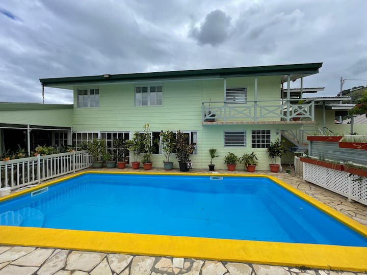 Studio Indépendant Tout éQuipé Avec Piscine - Tahiti