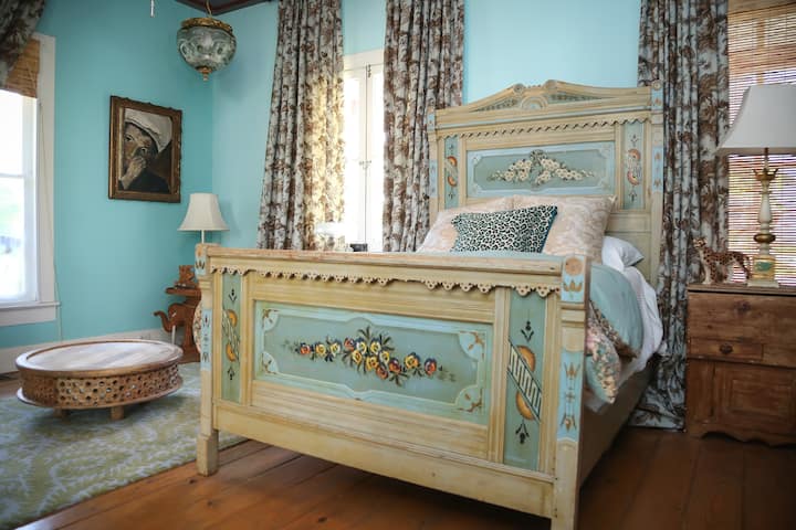 Maison De Lionne Lioness Suite - Breaux Bridge