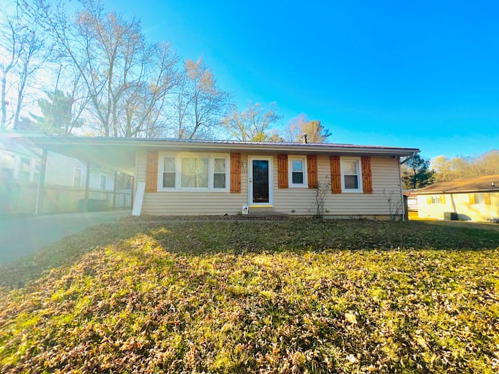 Happy Home For Traveling Professionals - Cape Girardeau, MO