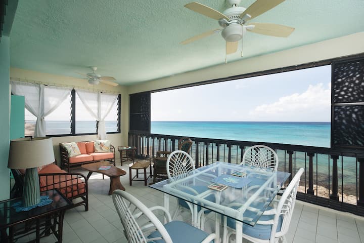 Beachfront Sunset Oasis | Adult-only, Pool & Views - Frederiksted