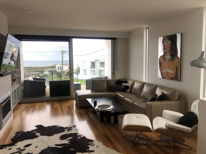 Luxury Townhouse With Stunning Views - Ocean Grove