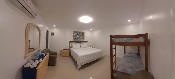 Family Rooms With Complimentary Breakfast - Dumanjug