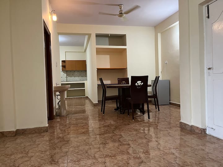 One Spacious Room In A 2bhk ! - 邦加羅爾