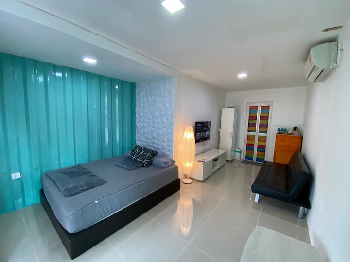 Penang Container Guesthouse -Mini Room 2.0- - Balik Pulau