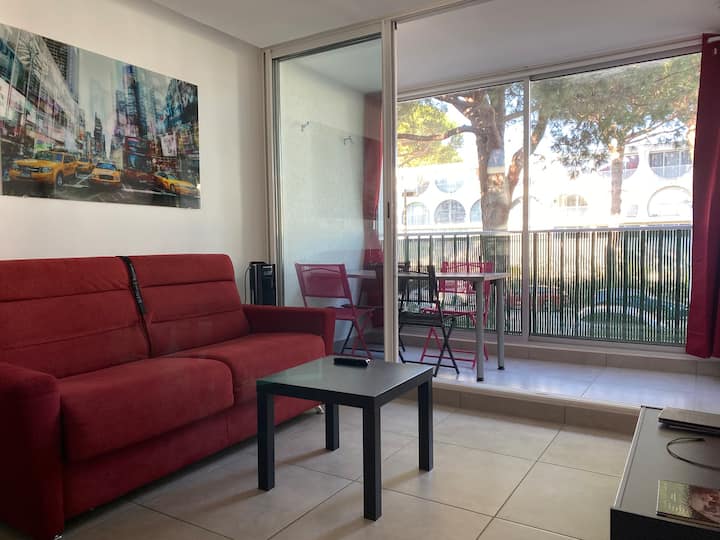Très Beau Studio Avec Parking Privatif - La Grande-Motte
