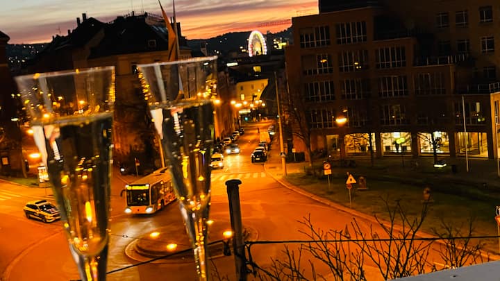 Schöne Zentrale Helle 2,5 Zimmer-wohnung Auf 63qm - Stuttgart