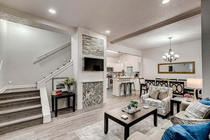 5-min Walk To Lucas Oil, Near Stadiums & Convctr - Indianapolis, IN