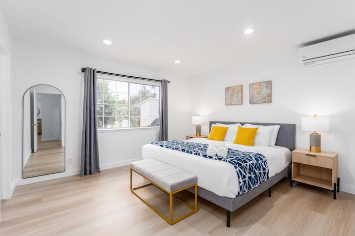 *New* Modern Guesthouse With King Bed And Kitchen - 羅蘭崗