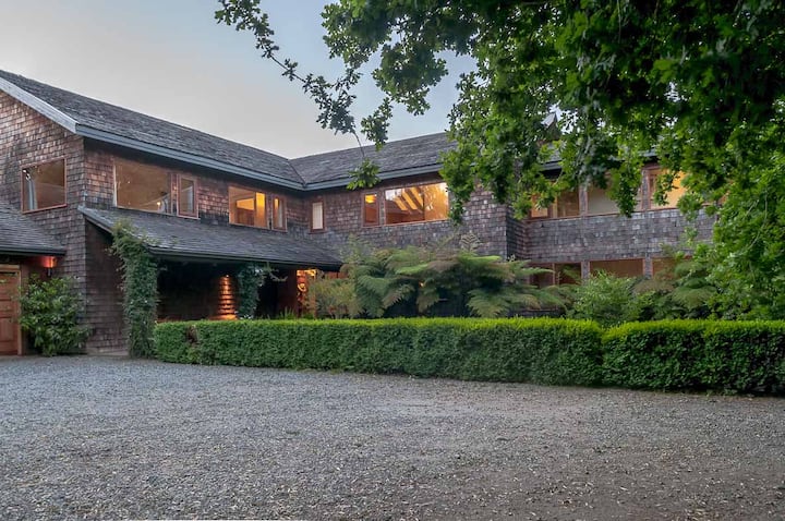 Casa  En Puerto Varas Con Vista Al Lago - Puerto Varas