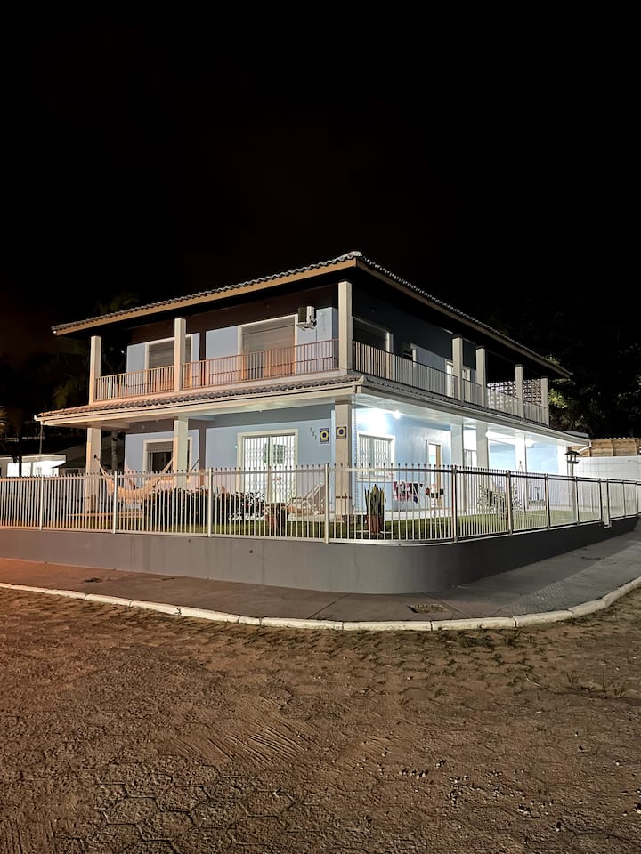 Casa 4 Quartos, 100 Metros Do Mar, Praia De Palmas - Governador Celso Ramos