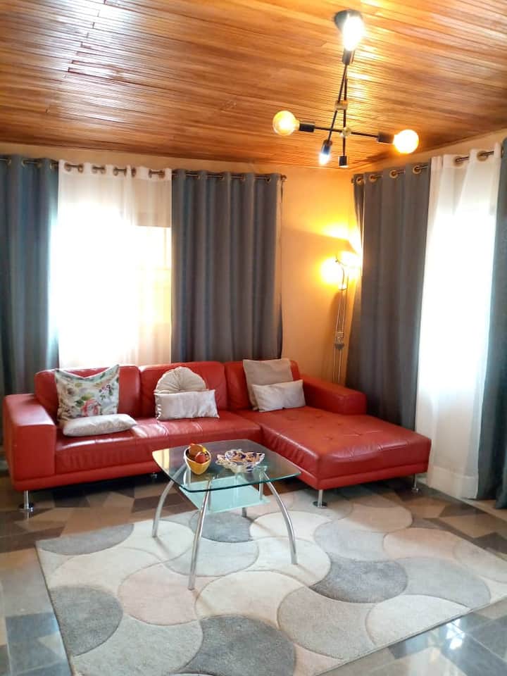 Lovely 2 Bedroom Holiday Home Scandinavian Style - Douala
