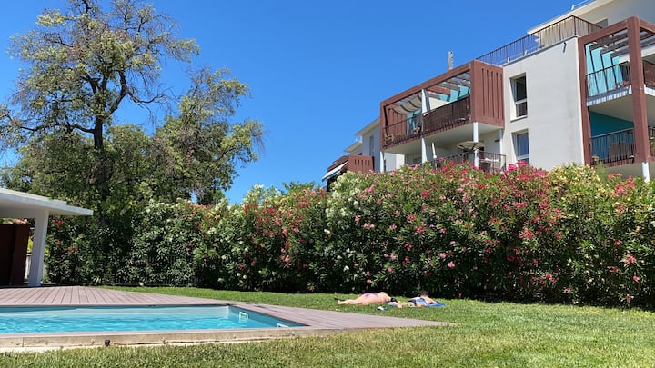 2 Bedroom With Terrace & A Pool Next To Calanques - Marseille