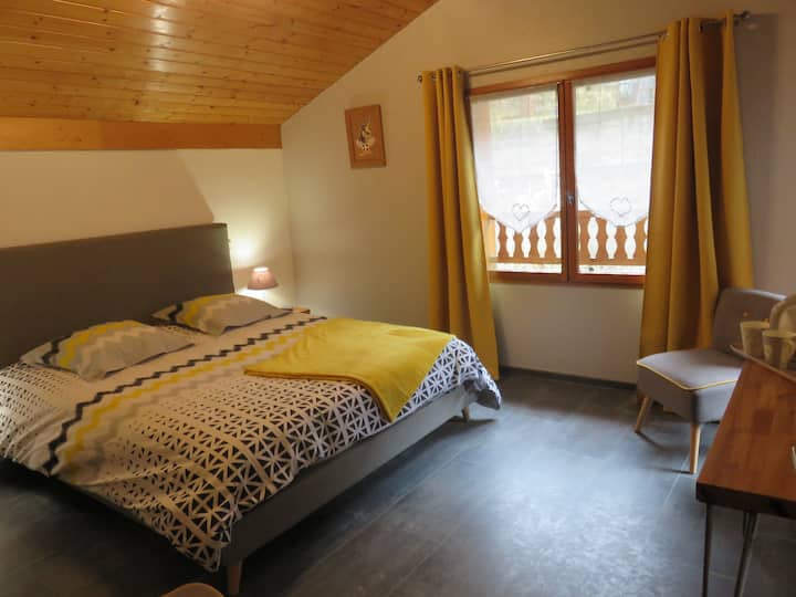 Chambre Privée, Petit Déjeuner, Arrivée Avant 20h - Moûtiers