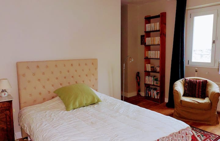 Proche Du Centre D'angoulême, Chambres Et Jardin. - Angoulême