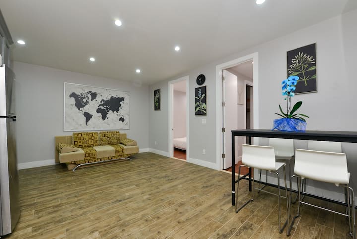 Manor Avenue Retreat - The Bronx, NY
