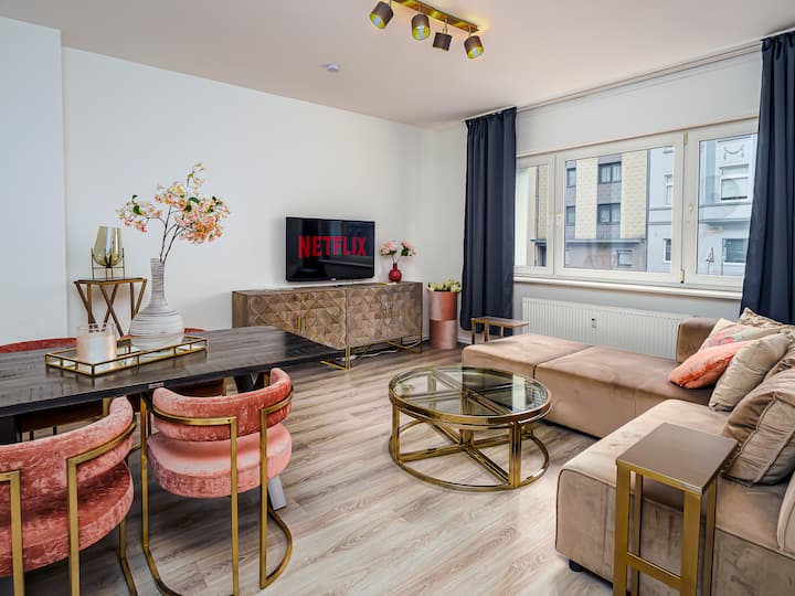 Gemütliche Wohnung Am Zentrum In Duisburg - Duisbourg