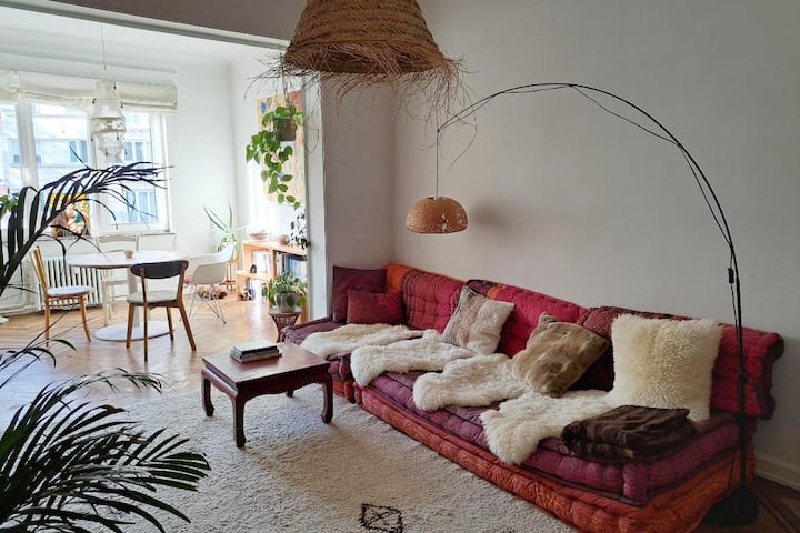 Le 1001 Nuits Et Ses 2 Chats - Uccle