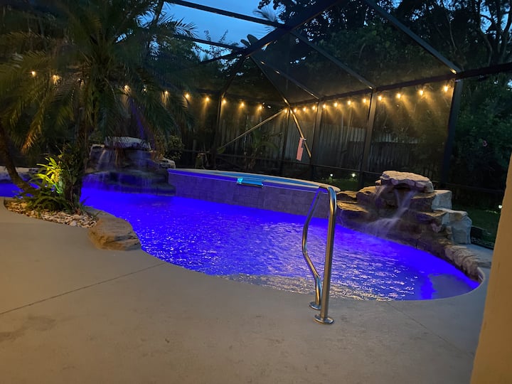 Relaxing Pool Home - Vero Beach, FL