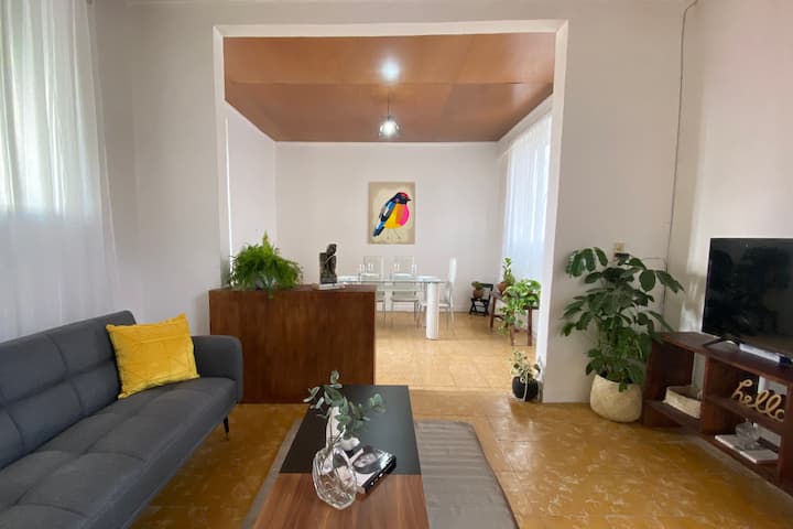 King Bed, Full House, Downtown Located! - Zacatlán