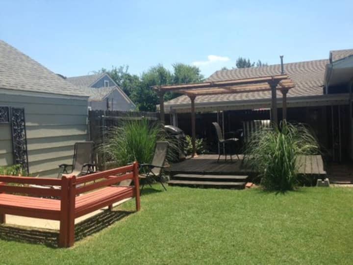 Extended Stay Retreat! - ロートン, OK