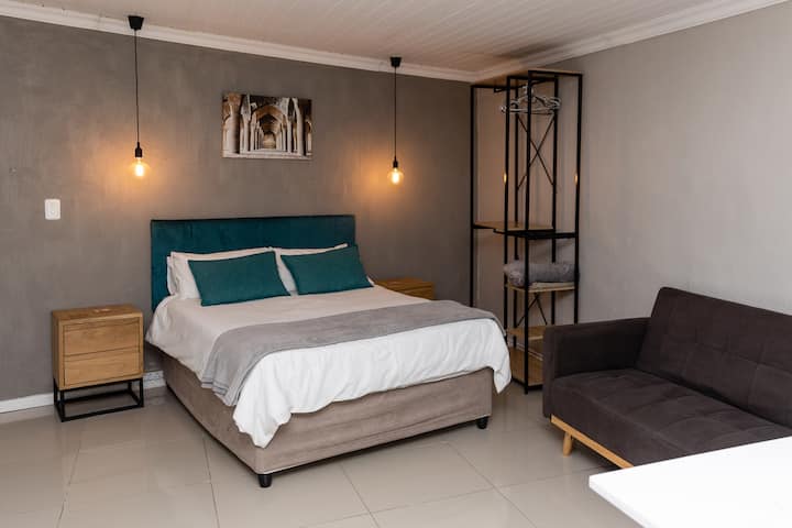 Groenvlei Self Catering Unit 2 - Paarl