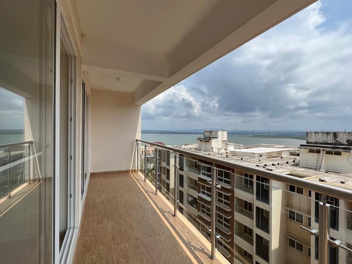 Spectacular Seaview Apartment Near Dabolim/vasco - Goa