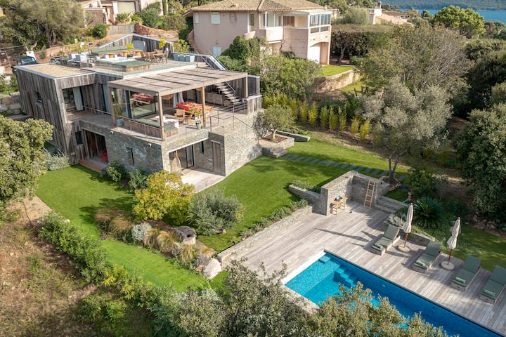 Villa D'architecte Avec Vue Mer à Marina Di Fiori - Plage de Palombaggia
