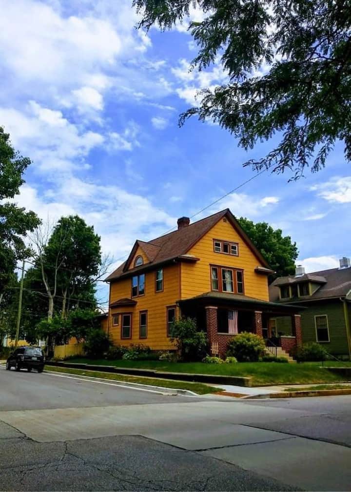 Private Studio In Historic Home - Lafayette