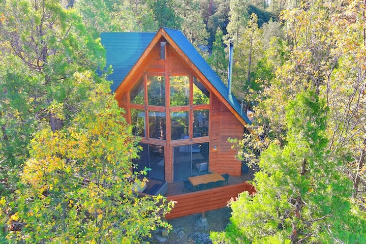 Carpe Diem-elegant A Frame Cabin With Cozy Charm - Idyllwild-Pine Cove, CA