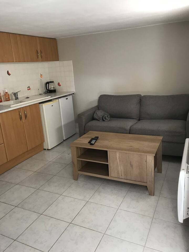 Studio Indépendant Avec Piscine Chez Propriétaire - Martigues