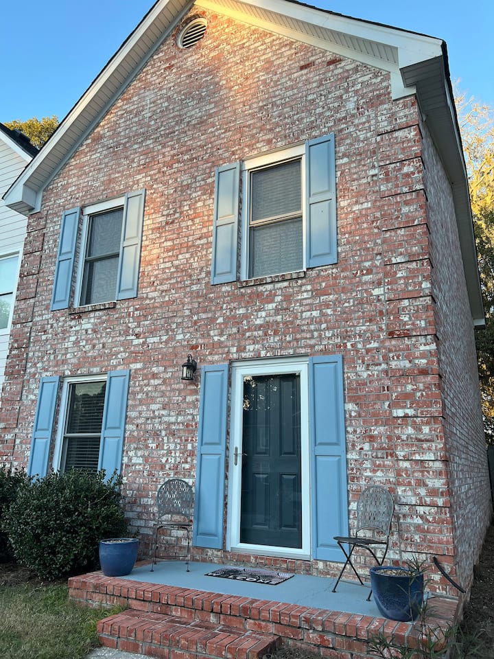 Bike To Beach & Shem Creek. Sleeps 5. Pets Welcome - Mount Pleasant, SC