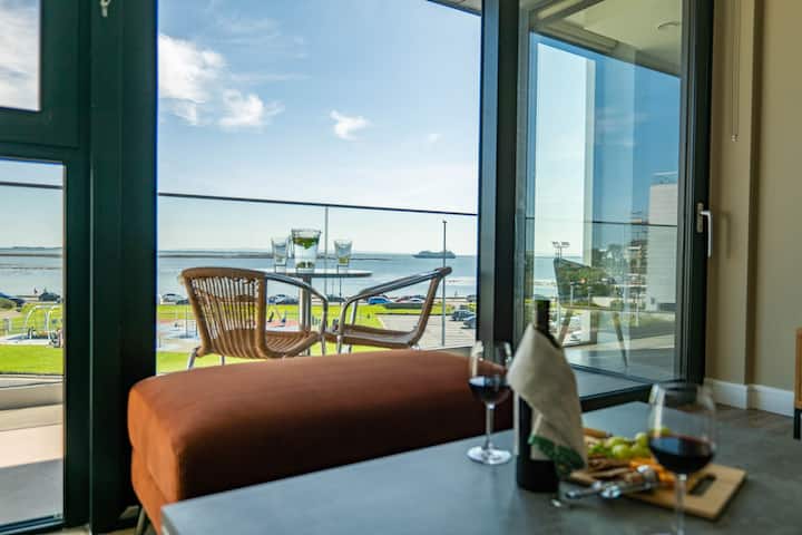 Exclusive Luxury Seafront 2 Bedroom Apartment - Galway