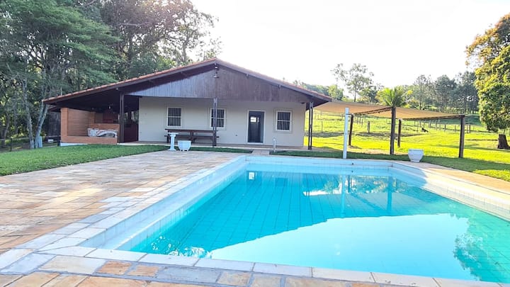 Excelente Chácara Com Piscina. ÓTima Localização. - Águas de São Pedro