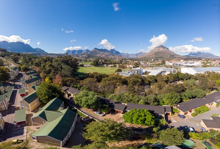 Cosy 2,5 Bedroom Home, Secure Compl. W/ Com. Pool - Stellenbosch