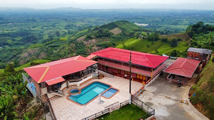 Hermosa Finca Con La Mejor Vista Del Eje Cafetero - Pereira, Colombia