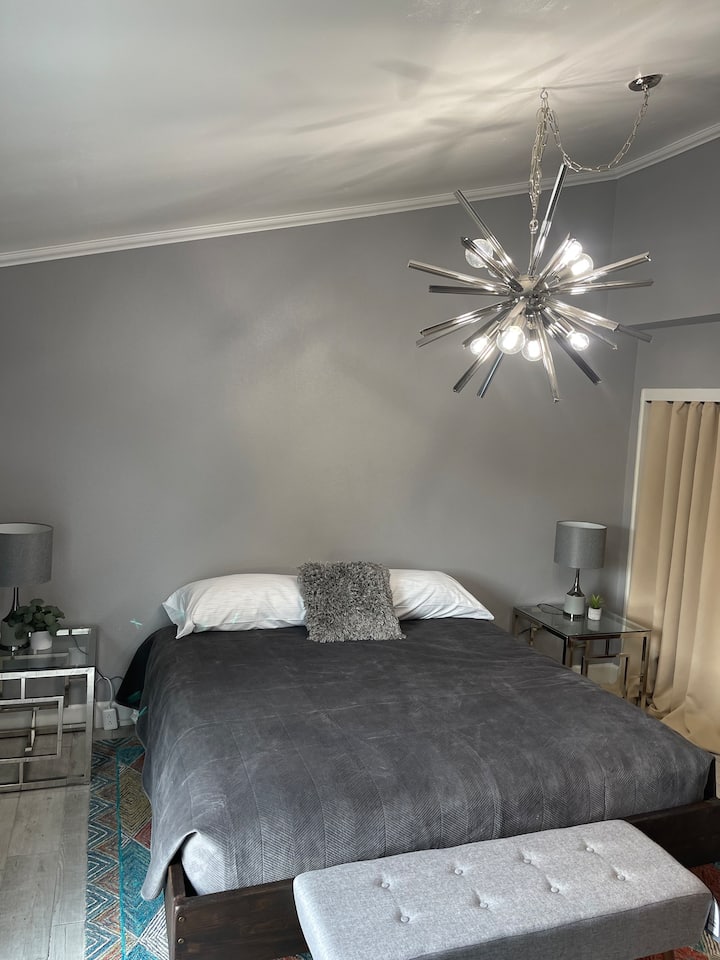 Private Room In Palm Desert - Palm Desert, CA