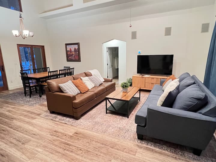 Lux 4bedrm Chalet In The Pines! 5min From Downtown - Williams, AZ