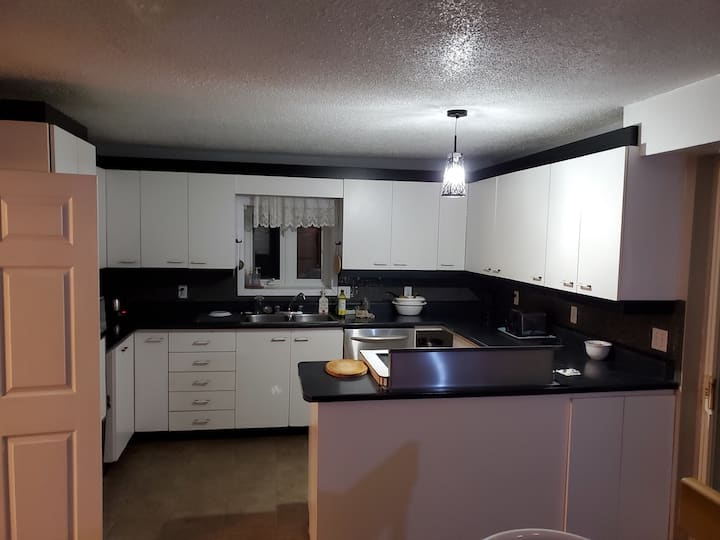Private Room N8 And Free Parking - Edmundston