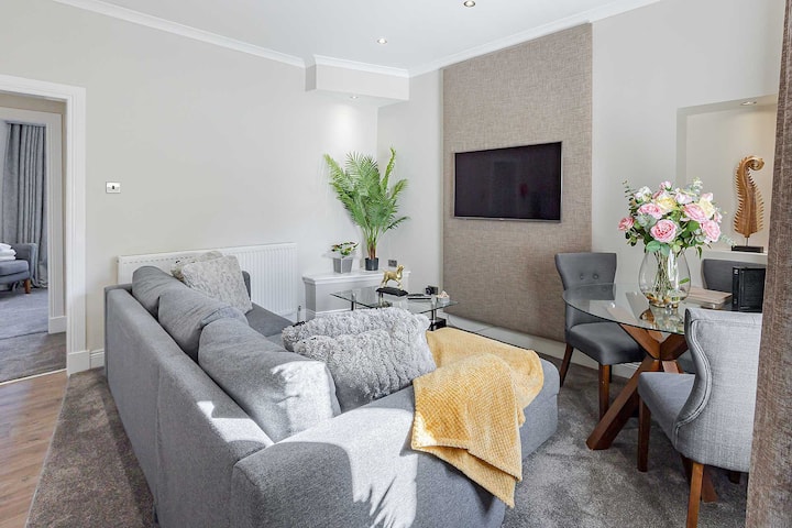 Deluxe One Bedroom Apartment 174 - Falkirk