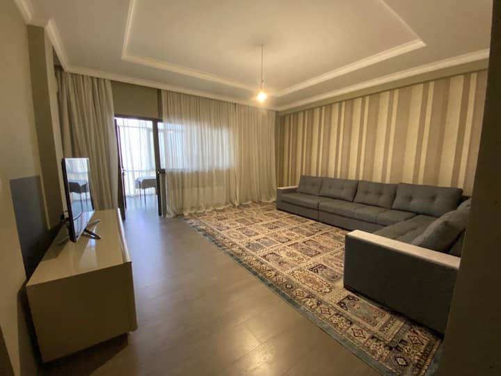 Fun City Center Apartment. - Bishkek