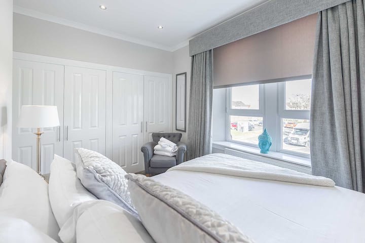 Deluxe One Bedroom Apartment 172 - Falkirk