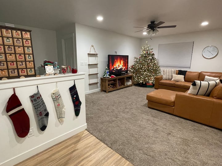 Cozy Home Just 30 Minutes From Park City - Heber City, UT