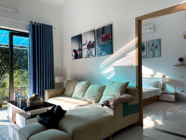 Peaceful 3 Bedroom Vacation Home With Public Pool - tt. Xuân Mai