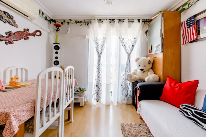 Habitación Cómoda En Piso Familiar Y Bien Ubicada - マドリード