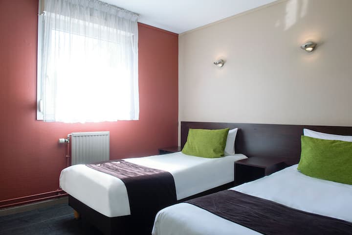 Executive - 3 Lits Simples - Villeneuve-d'Ascq