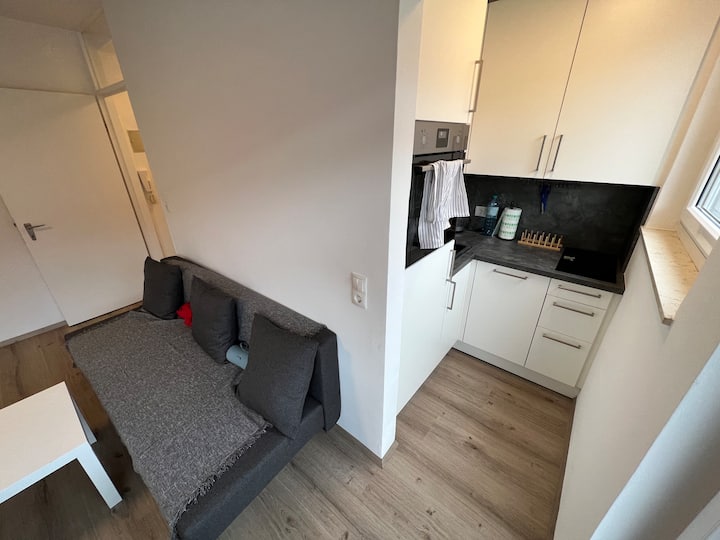 Renovierte Einzimmerwohnung Im Ruhigen Innenhof - Innsbruck