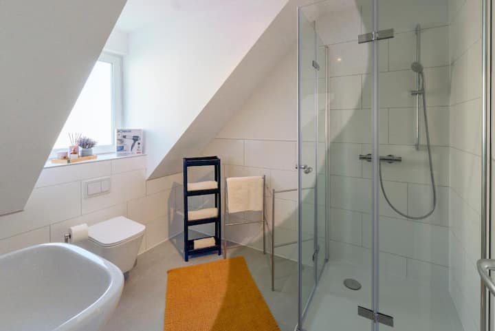 Monteur-bnb De (Von 1 Bis 5 Zimmer Appartements) - Hildesheim