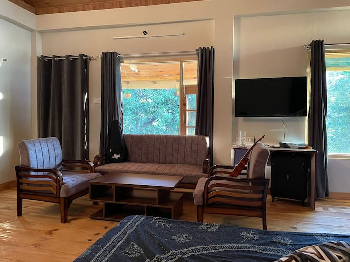 Stargazer Cottage With Attic - Palampur