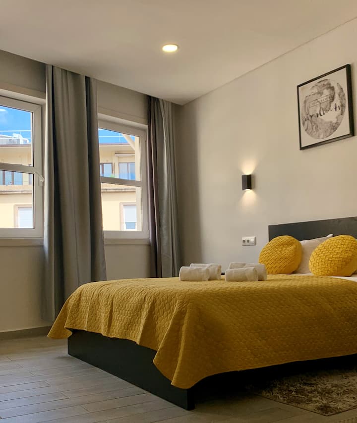 Perfect Spacious Porto City Center Studio #402 - Oporto