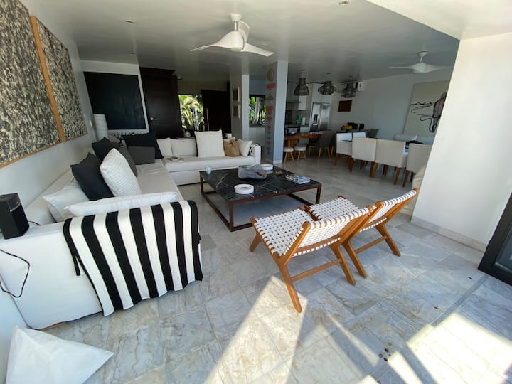 Stunning Beachfront View Penthouse - Mexico